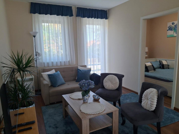 Blue Iris Apartment - Kecskemét