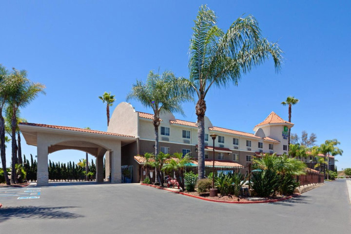 Holiday Inn Express Hotel & Suites San Diego-escondido By Ihg - Rancho Santa Fe, CA