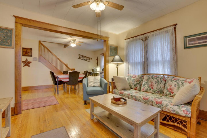 Charming Urbana Home Near Downtown! - Urbana, OH