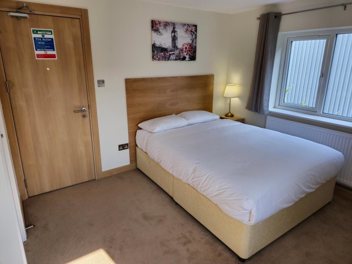 Homefield Lodge - Hounslow