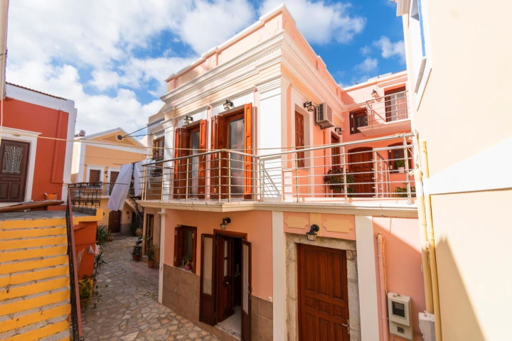 Yiayia's Central Apartment - Symi