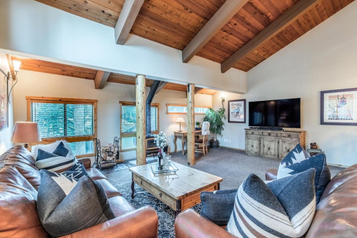 Courchevel 14 Remodeled Light And Bright Mountain Cabin, Walk To Canyon Lodge Slopes - Mammoth Mountain, CA