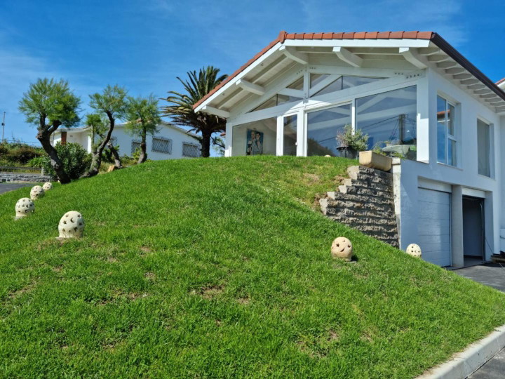 Playa Joyel Family Surf House - Noja