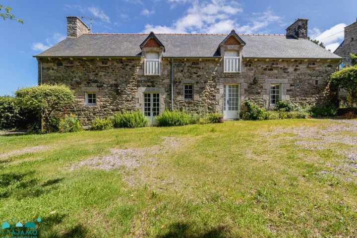 Maison Bretonne Au Calme | 9 Personnes | 1014 - Pléneuf-Val-André