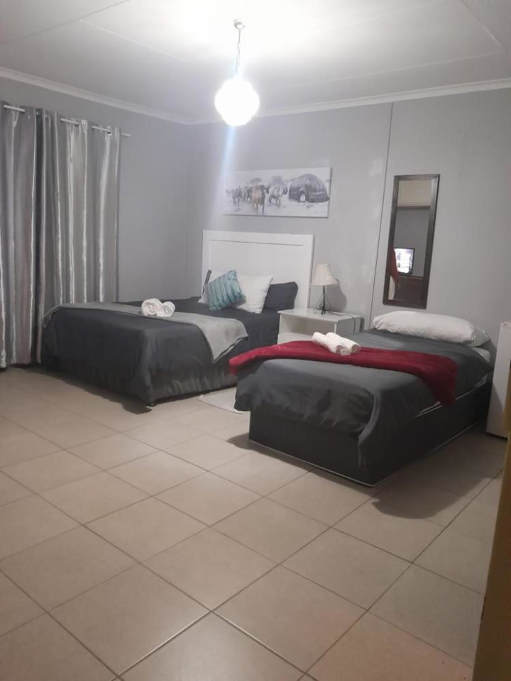 Stay At Home Airport Lodge - Kempton Park