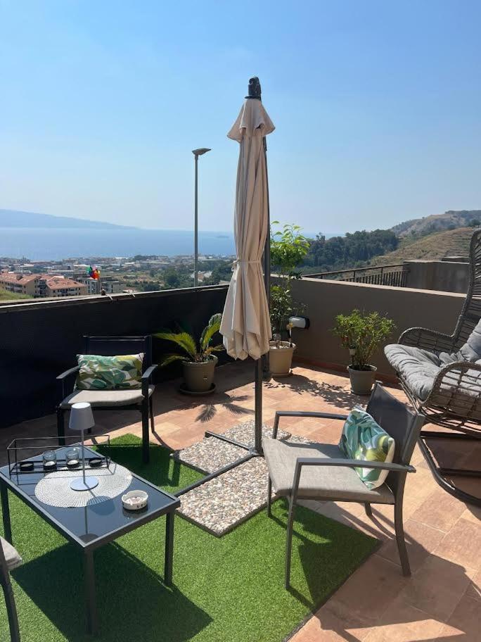 Gardenie Home: Delizioso Villino Vista Mare - Messina