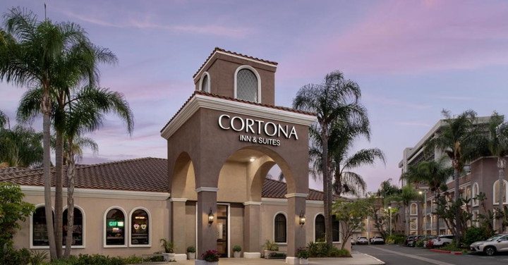 Cortona Inn And Suites Anaheim Resort - La Habra, CA