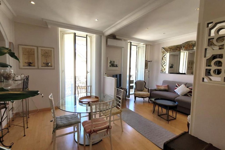 From 1882, Romantic Flat, In The Golden Square - Nice