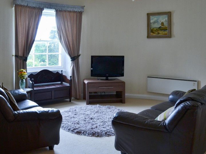 Gibson Apt- Cv11 - Liskeard