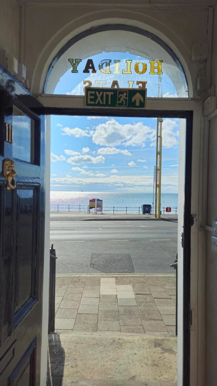 Lion House, Seafront Apartments - Dorchester