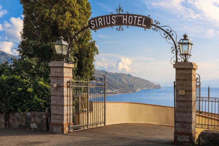 Hotel Sirius - Letojanni