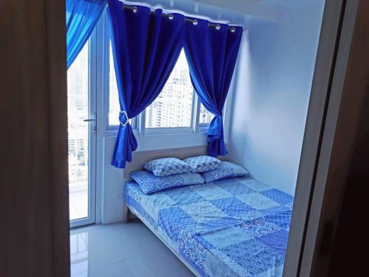 Light Residences 1br Apartment Balcony - Taytay