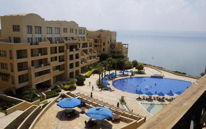 Family Weekends Getaways At Samarah Resort Studio - Jordan
