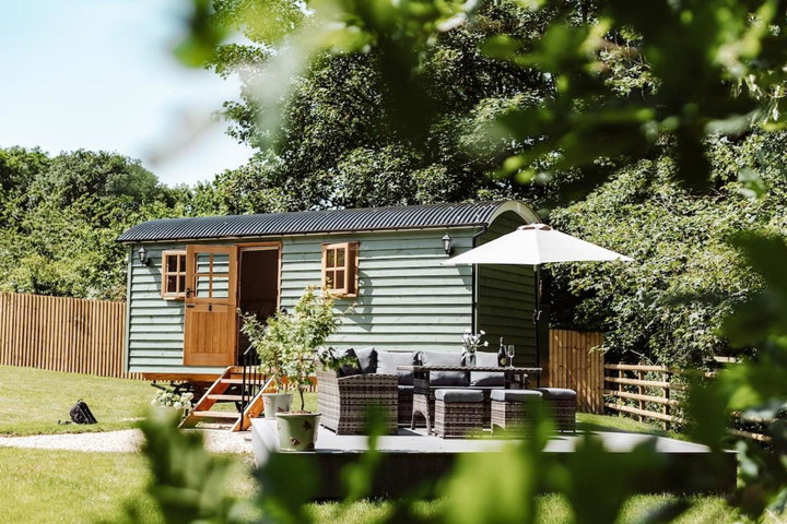 Shepherd's Hut At Lythwood, Near Shrewsbury - Shrewsbury
