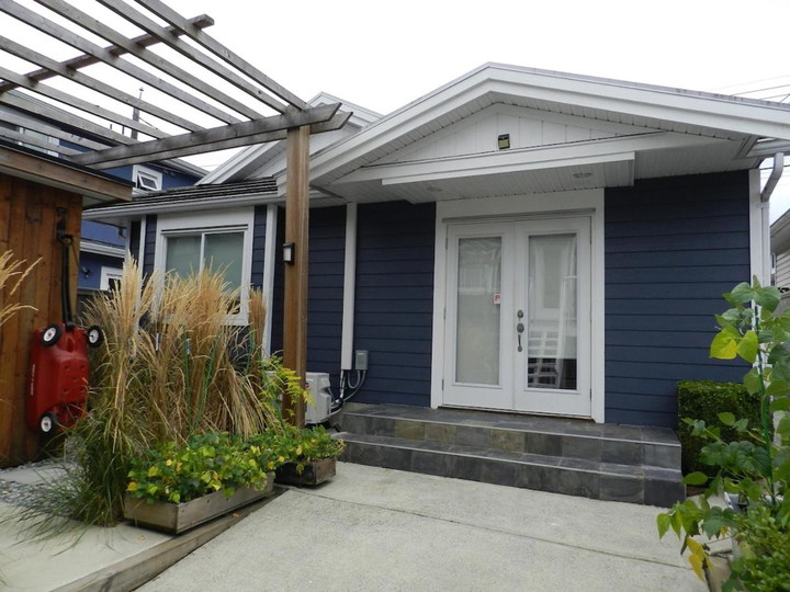 Independent 1 Bdrm Laneway Home Near Metro Free Parking - Burnaby
