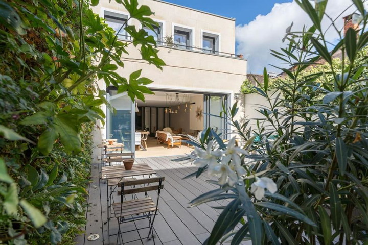 Maison D’hôtes, Terrasse & Jacuzzi En Plein Centre - Bordeaux