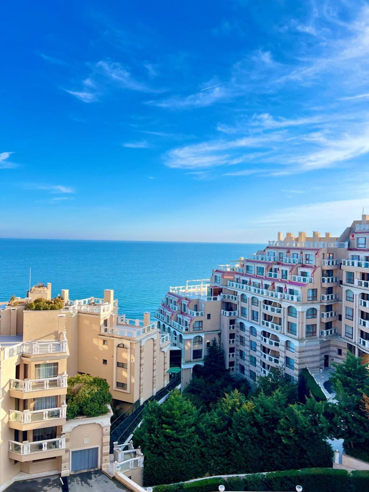 La Mer Prime Time - Varna
