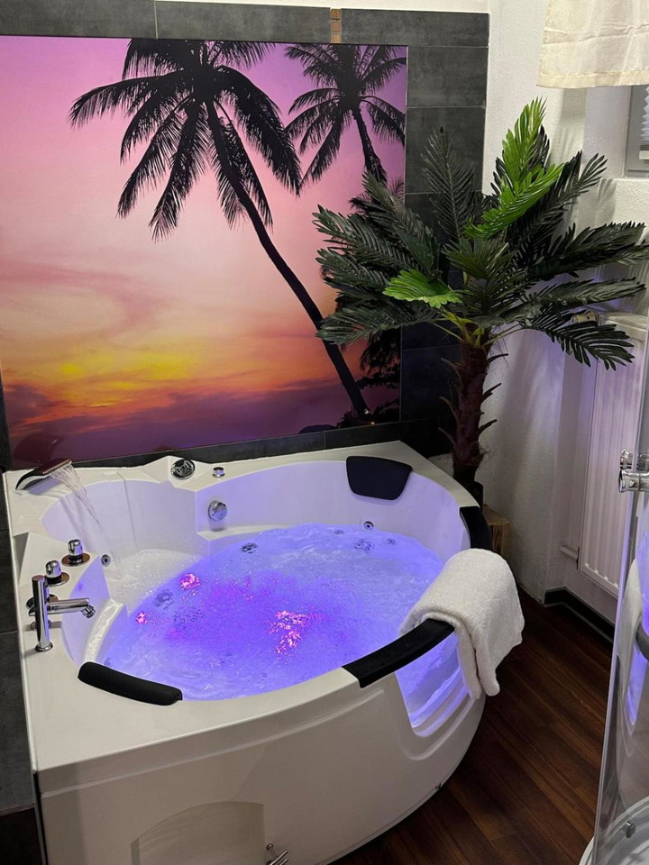 Private Spa Suite Bei Heilbronn - Romantik, Wellness & Absolute Privatsphäre - Heilbronn