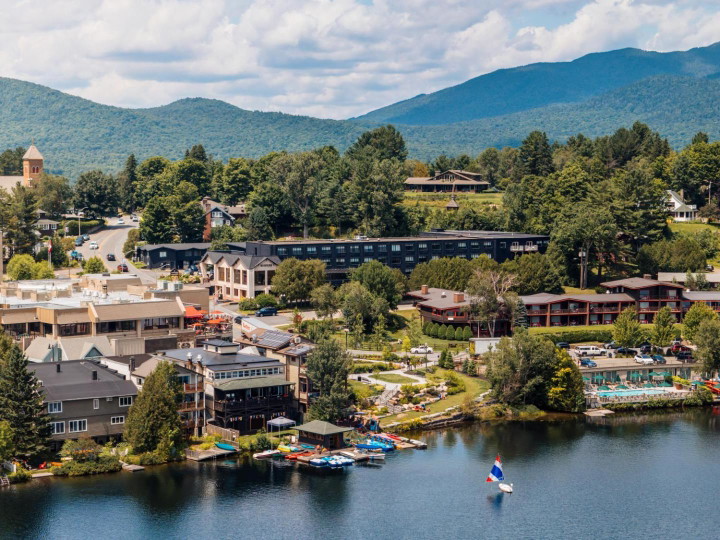 Laurel Lake Placid - Lake Placid