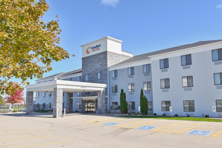 Comfort Suites Bloomington I-55 And I-74 - Bloomington, IL