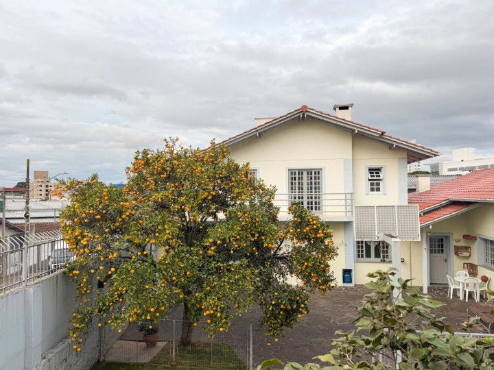 Morada Pé De Laranja - Lages