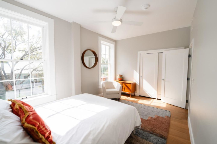 Western 1924 Luxury Lofts - San Marcos, TX