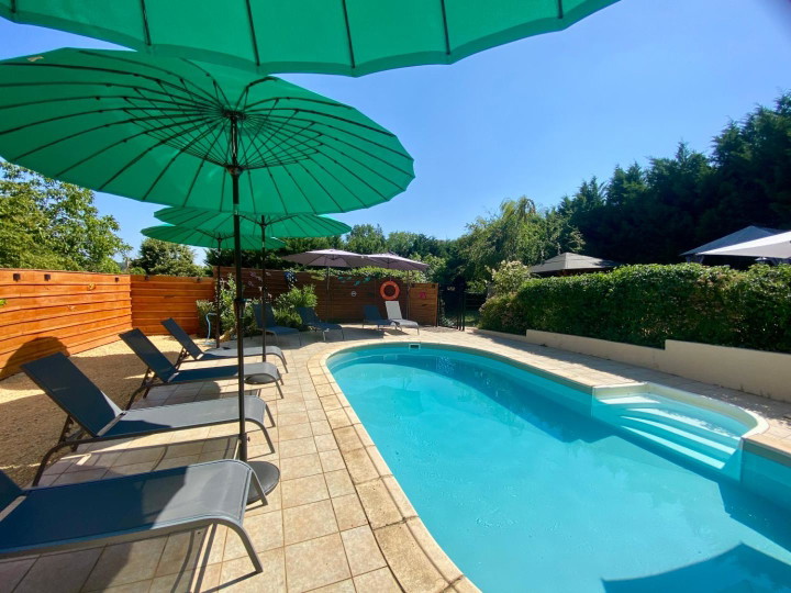 Domaine Ô Clair De Lune - Chambres D'hôtes Et Gîtes à Sarlat - Accès Cité Médiévale 5 Minutes à Pied - Parking - Spa & Massages En Option - Piscine De Saison - Sarlat-la-Canéda