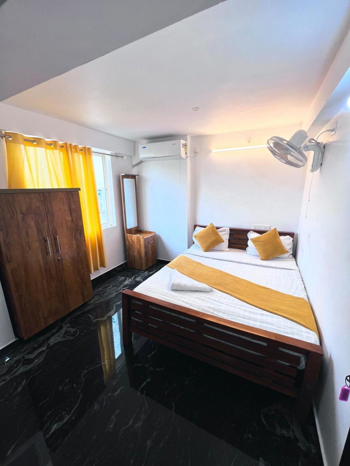 Cozy Stay Available Near Technopark Kazhakoottam - Thiruvananthapuram