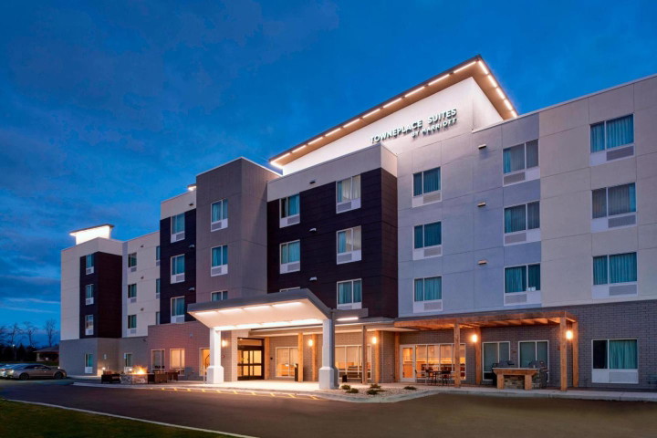 Towneplace Suites By Marriott Grand Rapids Airport - Grand Rapids, MI