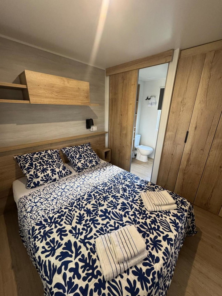 Bungalow 575 6 à 8 Pers, Wifi Gratuit, Camping 4 éToiles Lac Des Rêves Vue Exceptionnelle Sur Le Lac Sans Vis à Vis - Montpellier