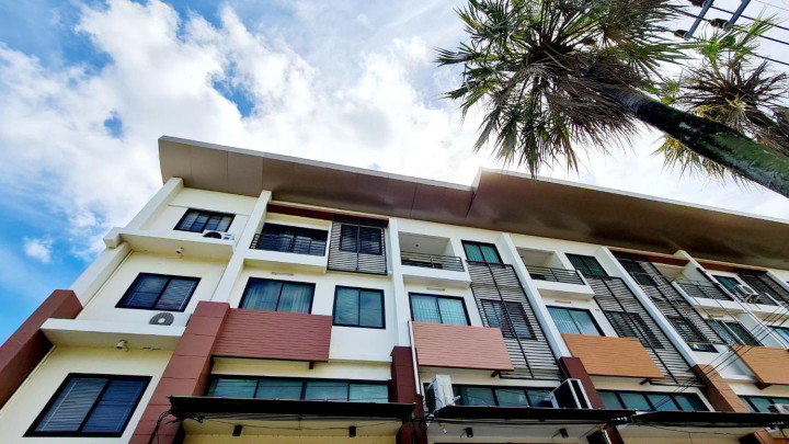 Tp House At Town - Phuket district, Thailand