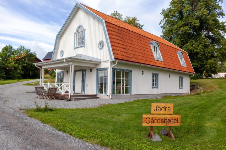 Jädra Gårdshotel - Enköping