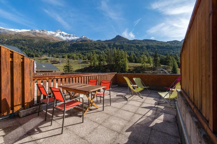 Vālo Stays - Fleurs Et Neige - Val Cenis - Lanslebourg-Mont-Cenis