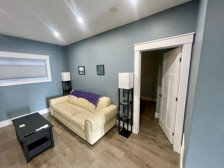 Long Lake Getaway - Modern, Quiet Accessible Suite, No Stairs Or Steps, Includes Washer & Dryer With Xbox And Switch 2 For Entertainment - Halifax