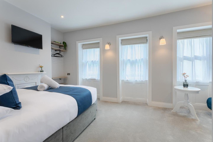 Number 31 Boutique Townhouse - Claregalway
