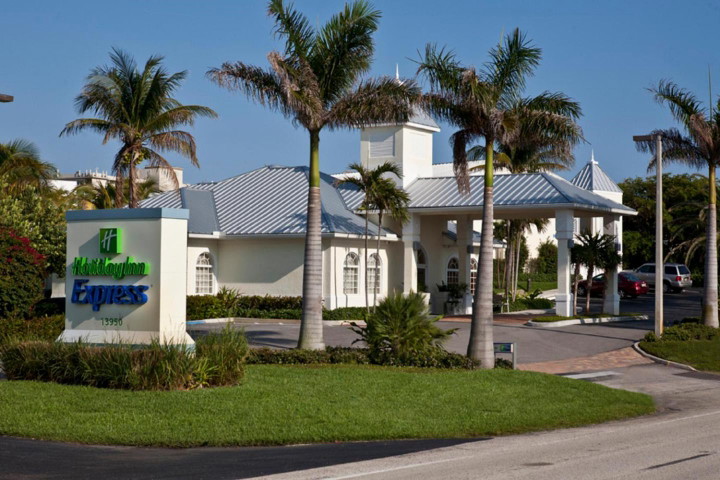 Holiday Inn Express- North Palm Beach And Ihg Hotel - Palm Beach Gardens, FL