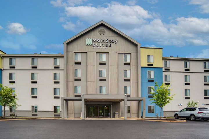 Mainstay Suites Carlisle - Harrisburg - Carlisle, PA