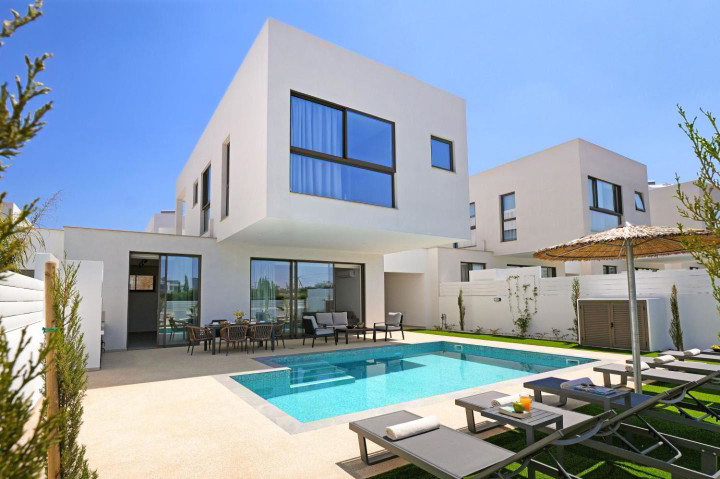 Princess Ariel Luxury Villa - Large Pool - Ayia Napa