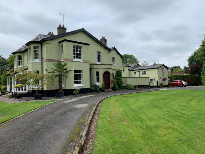 Ground Floor Apartment In The Coach House - Tarporley