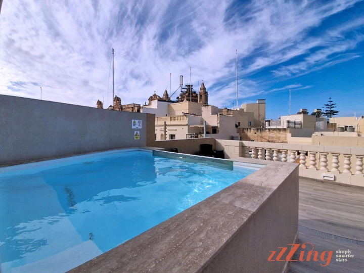 Rooftop 3br With Plunge Pool, Bbq & Private Garage - Malta