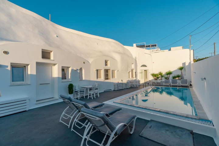 Fira-cave-sleeps 13-parking-pool-pet Friendly - Santorini