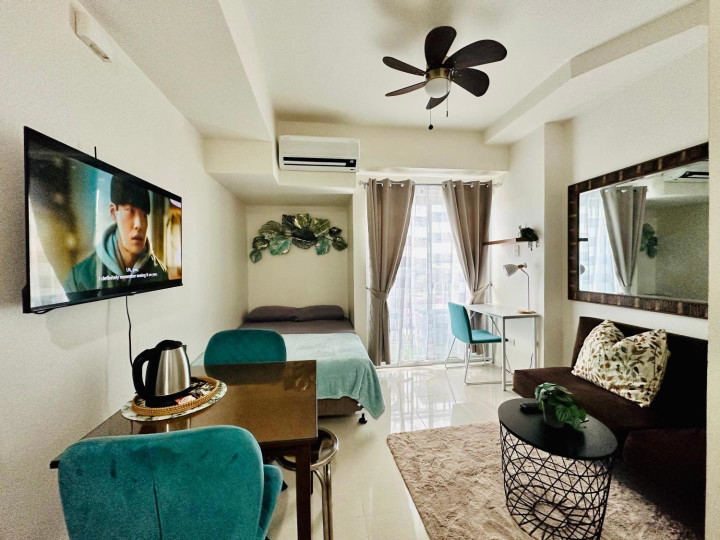 Lengs Place 2 - Studio With Balcony At Inspiria Condo, Beside Abreeza Mall - Davao City