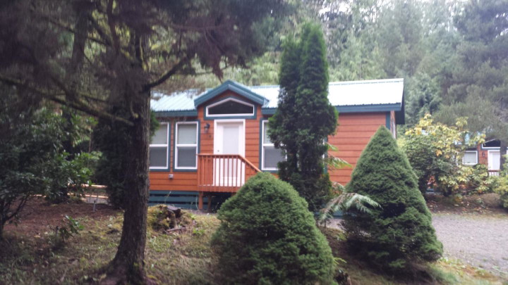 Tall Chief Camping Resort Cottage 4 - Snoqualmie, WA