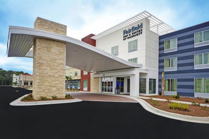 Fairfield Inn & Suites By Marriott Savannah Sw/richmond Hill - Savannah, GA