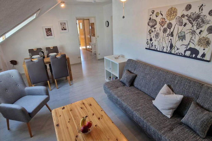 Schöne, Helle 3 Zimmer Mit Klimaanlage - Hofheim am Taunus
