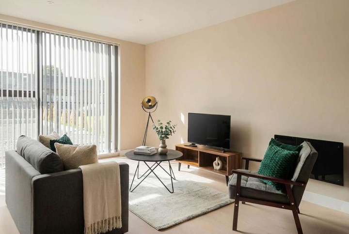 Modern & Spacious 1 Bed Apartment In Birmingham - Solihull