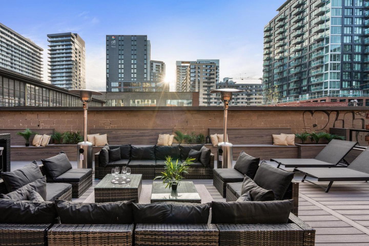 The Wellington- Downtown - LaSalle