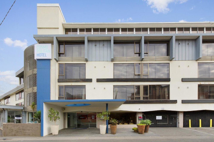 Cosmopolitan Hotel And Apartments - 貝塞德市