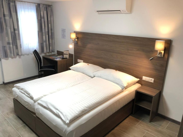 Hotel König - Wenen