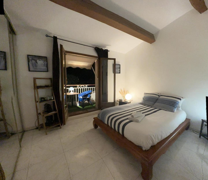Chambre Privée Avec Salle D’eau Et Terrasse Au Calme - Cannes